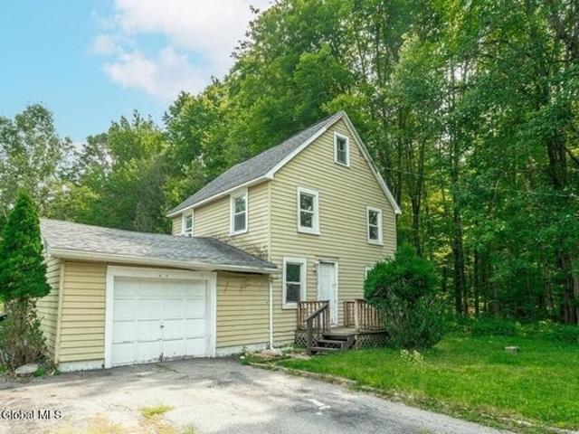 4207 Albany St, Albany, NY 12205