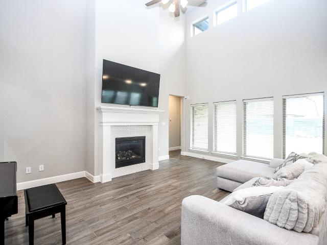 4207 Ana Ridge Lane