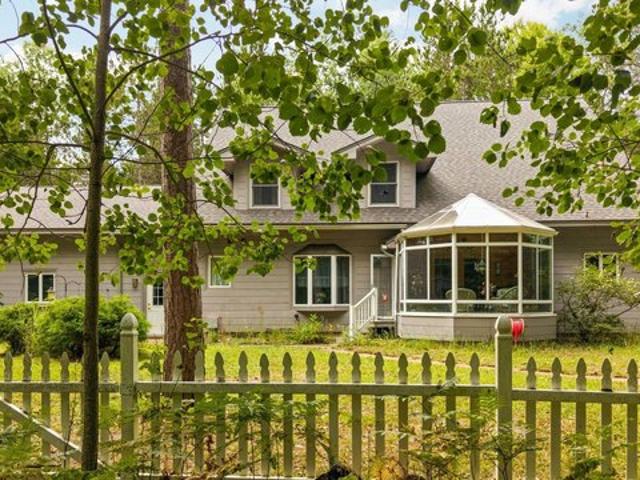 4207 Twins Trl, South Boardman, MI 49680