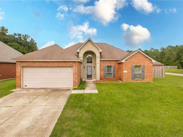 42082 Red Maple St, Hammond, LA 70403
