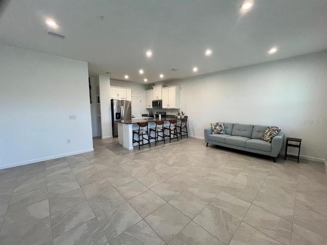 4208 Sadler Rd, Apopka, FL 32712 | MLS #O6400