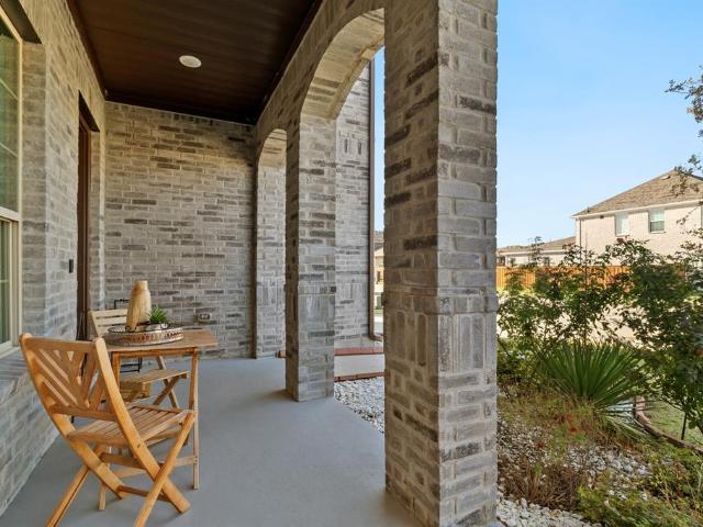 4208 Wood River Trail