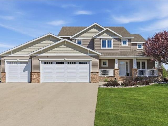 4208 66th St S, Fargo, ND 58104