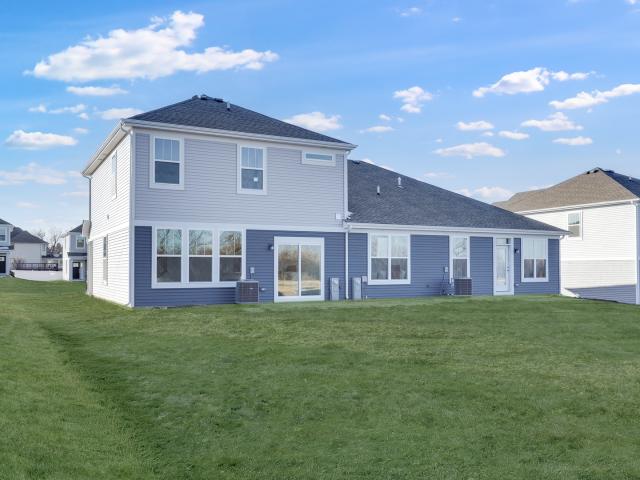 4209 Meadowridge Rd, Woodstock, IL 60098 | MLS #12631 | Compass