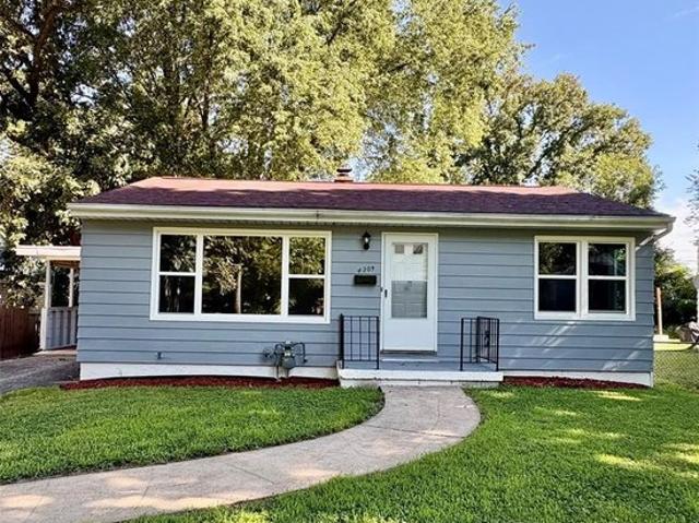 4209 Oak Ln, Belleville, IL 62226