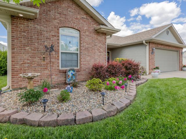 4209 black tail dr