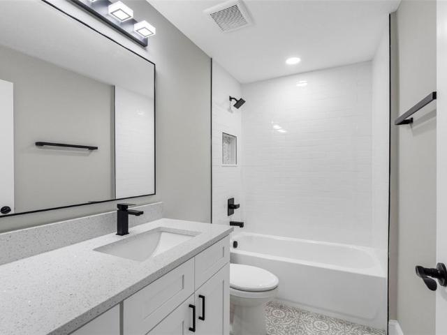 4209 E Osborne Ave, Tampa, FL 33610 | MLS #TB8486