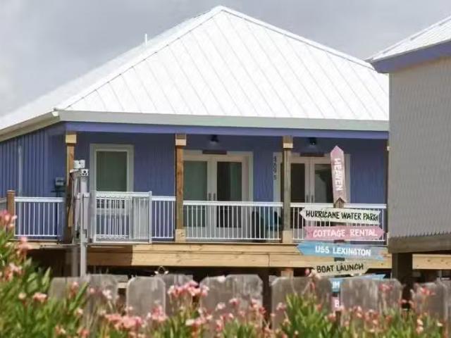 4209 Gulfbreeze, B & C, Corpus Christi, TX 78402