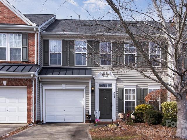 4209 Piccadilly Ln, Fort Mill, SC 29707 | MLS #4342 | Compass