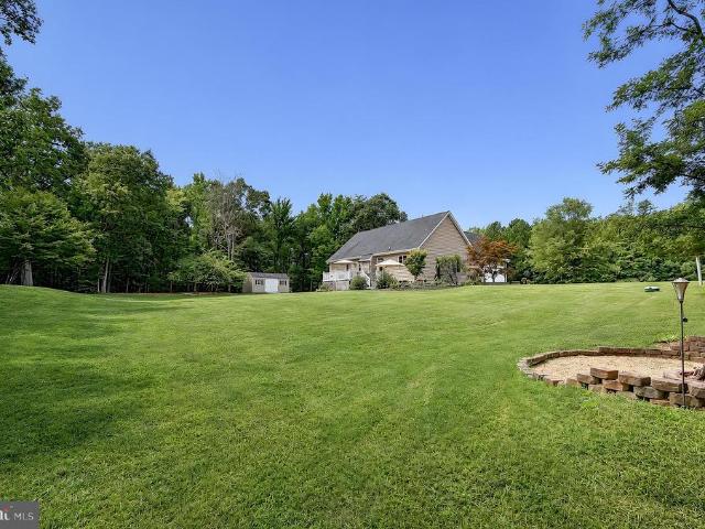 42000 Pleasant Valley Court