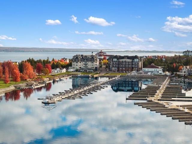 4200 Main St Unit 25, Bay Harbor, MI 49770