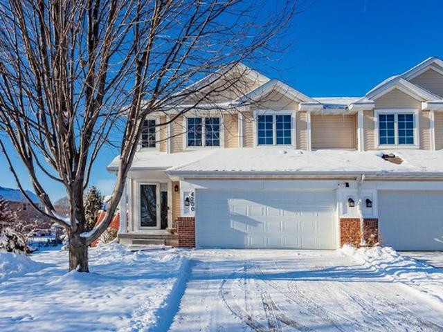 4200 nd St, Urbandale, IA 50323