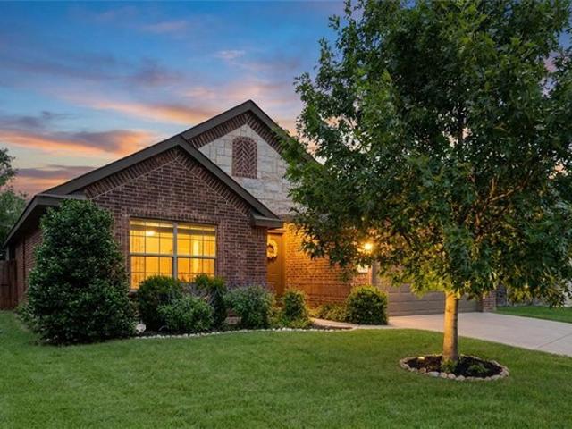 4200 Old Timber Ln, Fort Worth, TX 76036