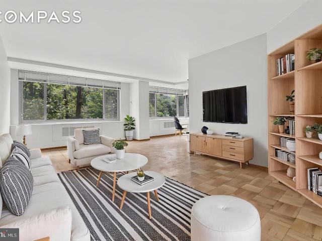 4200 Cathedral Ave NW 312A, Washington, DC