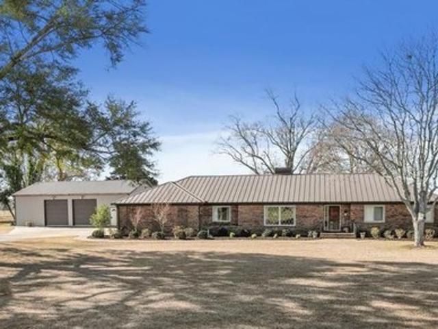 4200 S County Road 83, Headland, AL 36345