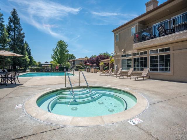 4200 E Commerce Way, Unit 1611, Sacramento, CA 95834 | MLS #226087