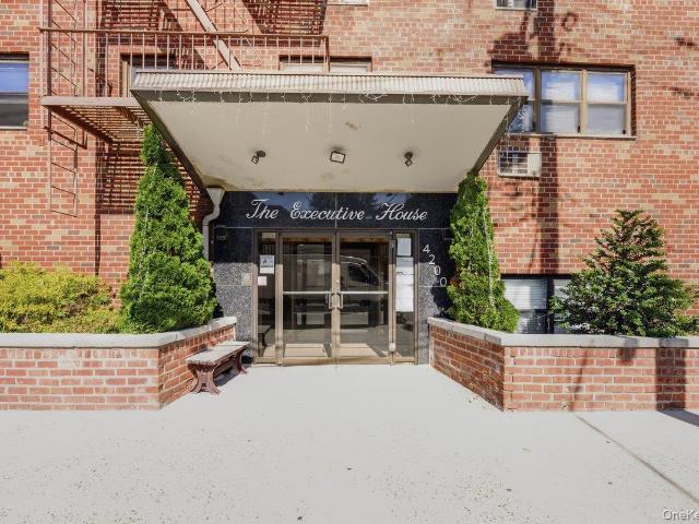 4200 Herkimer Place 4F