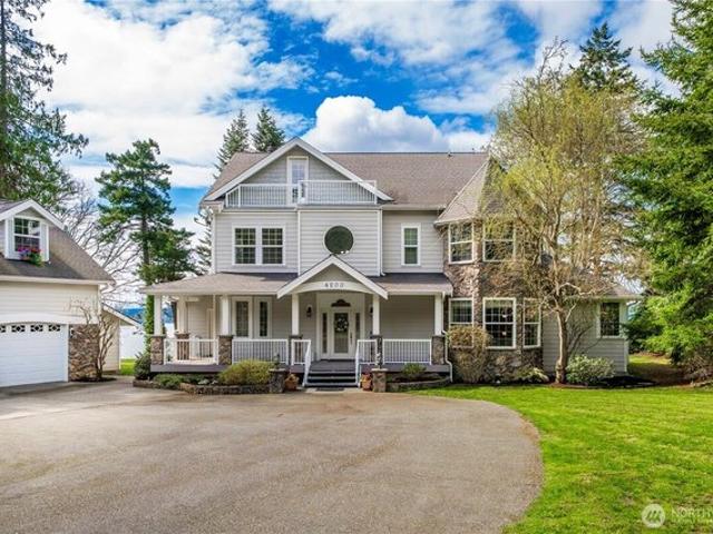 4200 S Camano Dr, Camano Island, WA 98282