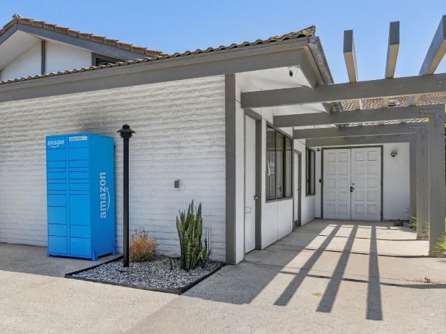 4200 S Harbor Blvd 2 Bedroom Apartment for Rent at 4200 Harbor Blvd, Oxnard, CA 93035 Hollywood