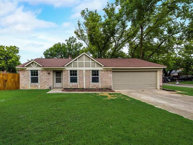 4200 Snow Mass Dr, Arlington, TX 76016 | MLS #21229 | Compass