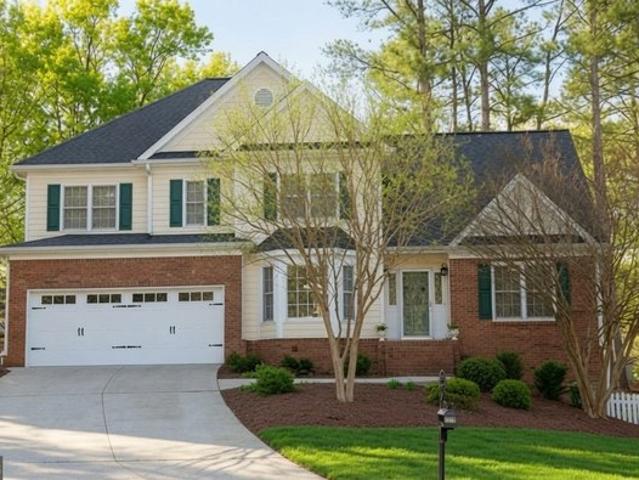4200 Weston Dr SW, Lilburn, GA 30047