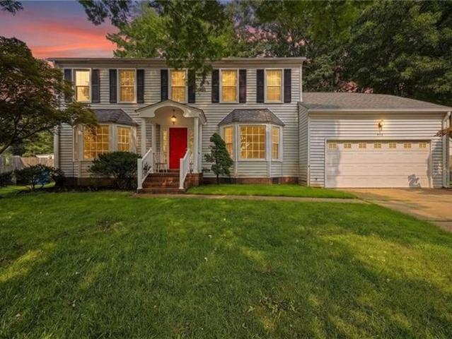 4200 Woodport Cir, Virginia Beach, VA 23452