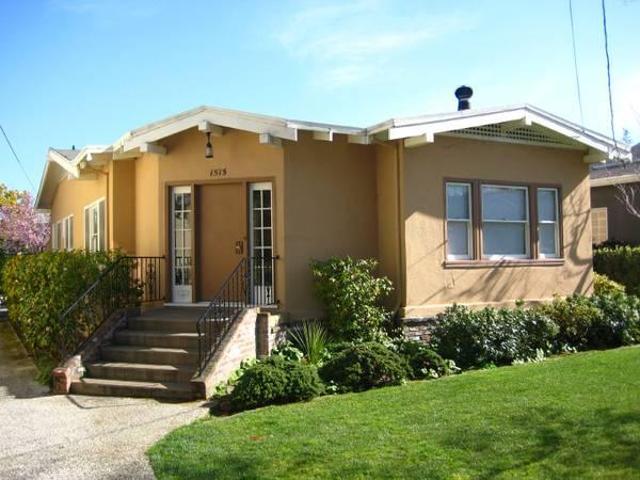 $4200 / 3br 1990ft² 2 Bath OPEN HOUSE SAT MAR 2 1 block from Burlingame Avenue