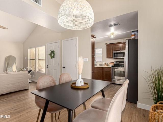4201 N 20th St Unit 216, Phoenix, AZ 85016