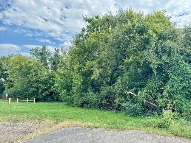 4201 Avenue J, Santa Fe, TX 77510