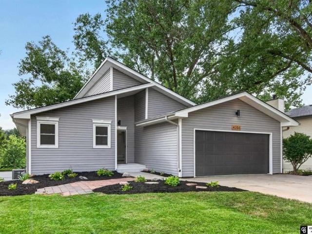4201 Browning St, Lincoln, NE 68516