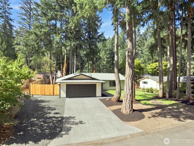 4201 Clearwater Drive SE