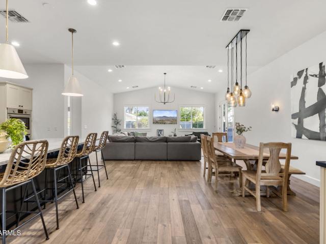 4201 E Cheery Lynn Road