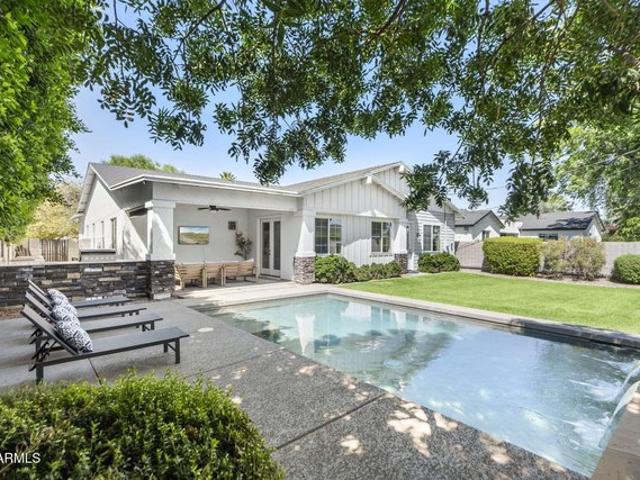 4201 E Cheery Lynn Rd, Phoenix, AZ 85018