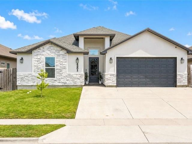 4201 Karo Dr, Corpus Christi, TX 78414