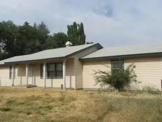 4201 STURDIVANT AVE, KLAMATH FALLS, OR 97603 Single Family Res.