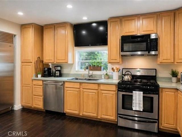 4201 Topanga Canyon Blvd Spc 116, Woodland Hills, CA 91364