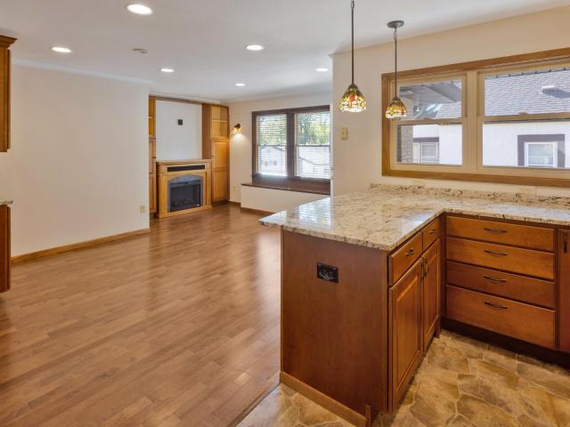 4201 40th Avenue N