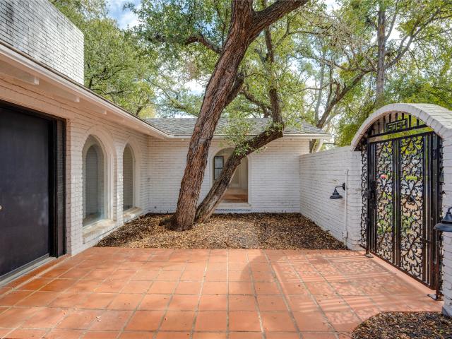 4202 N Hills Dr, Austin, TX 78731 | MLS #8488 | Compass