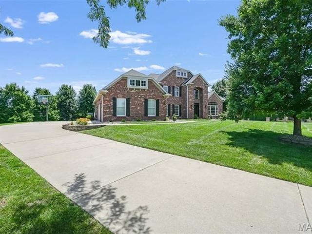 4202 Cassatt Ct, Swansea, IL 62226