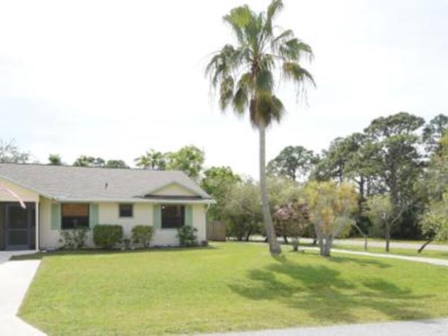 4202 SE Satinleaf Pl, Stuart, FL 34997