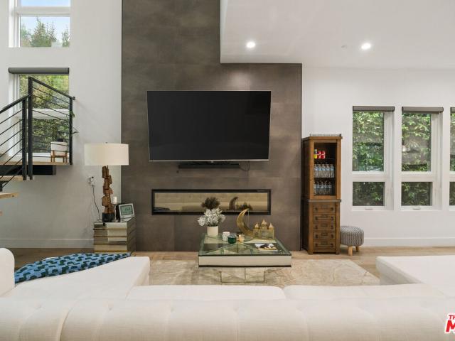 4203 Berryman Ave, Culver City, CA 90066 | MLS #26650 | Compass