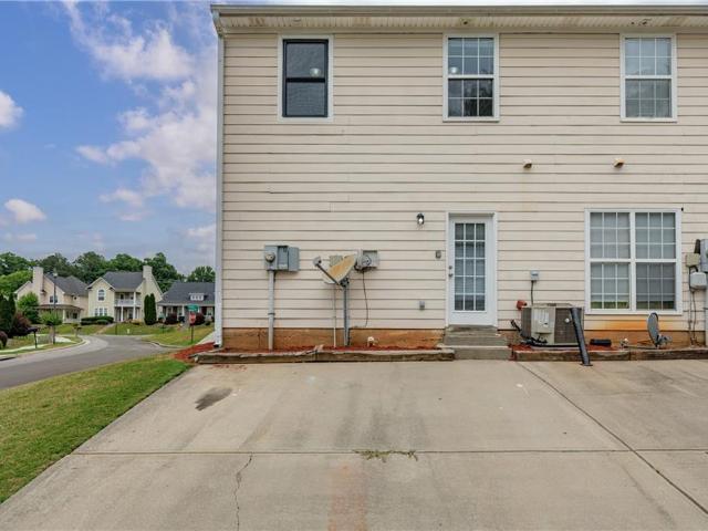 4203 Legacy Square