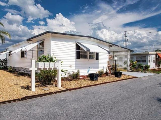 420 49th St E #146, Palmetto, FL 34221