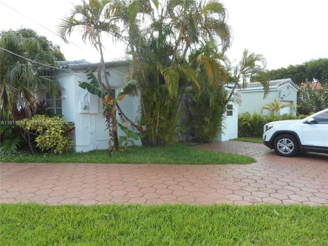 420 88th St, Surfside, FL 33154 | MLS #A11911 | Compass