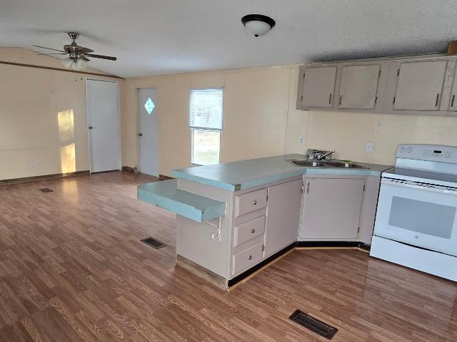 420 County road 444