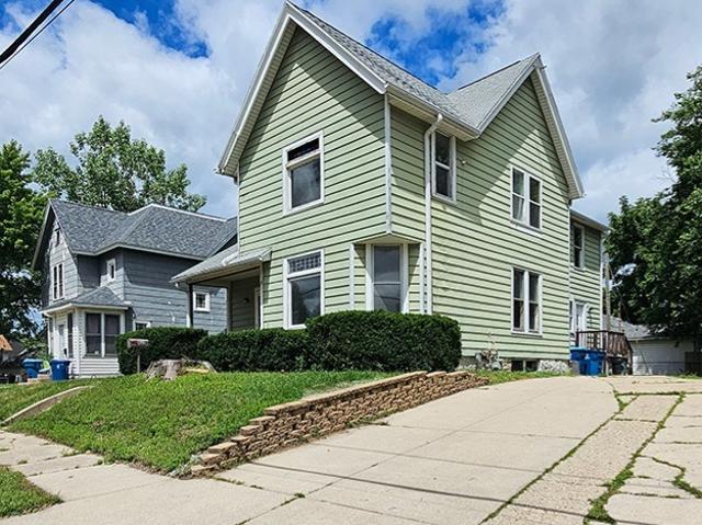 420 College Avenue