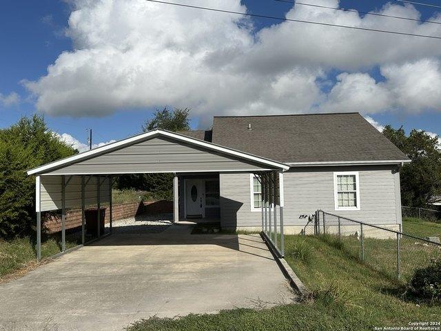420 Canyon Edge, Canyon Lake, TX 78133
