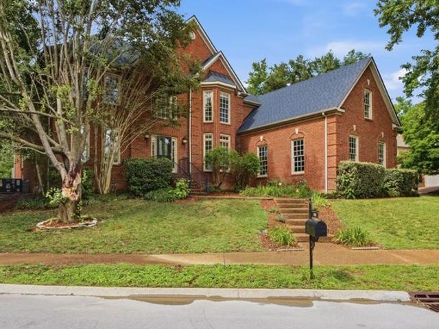420 Chamberlain Park Ln, Franklin, TN 37069