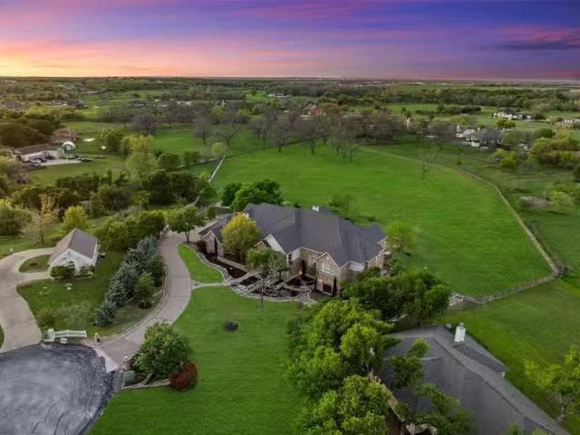 420 Apache Pass, Hutto, TX 78634