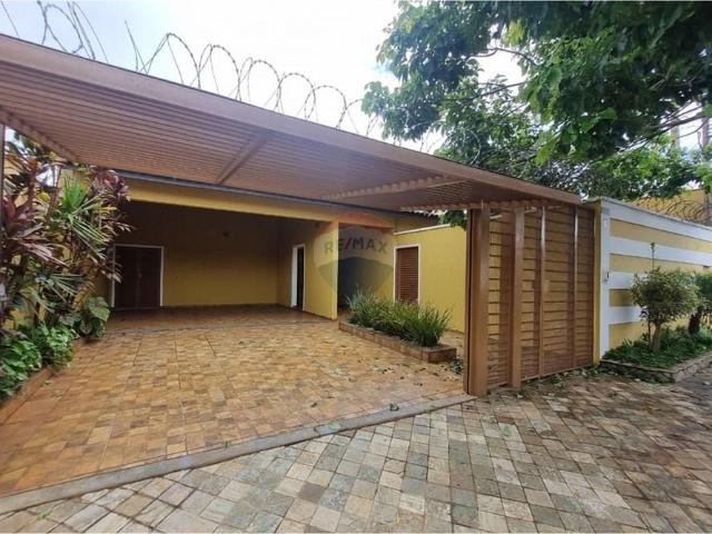 420 Área Útil Casa Alugar, 4 Dormitórios localizado em Rua Victorio Biasoli, 396 Lagoinha Parque Industrial Lagoinha, Ribeirão Preto, São Paulo, 14031170 | Brasil